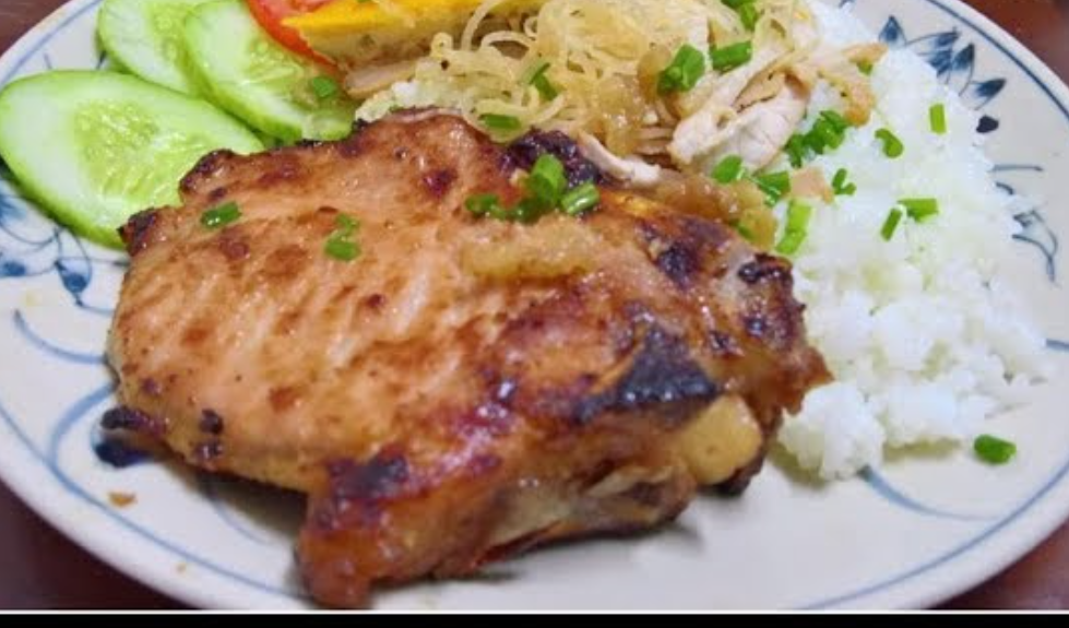 35. Com Tam Bi Suon Nuong