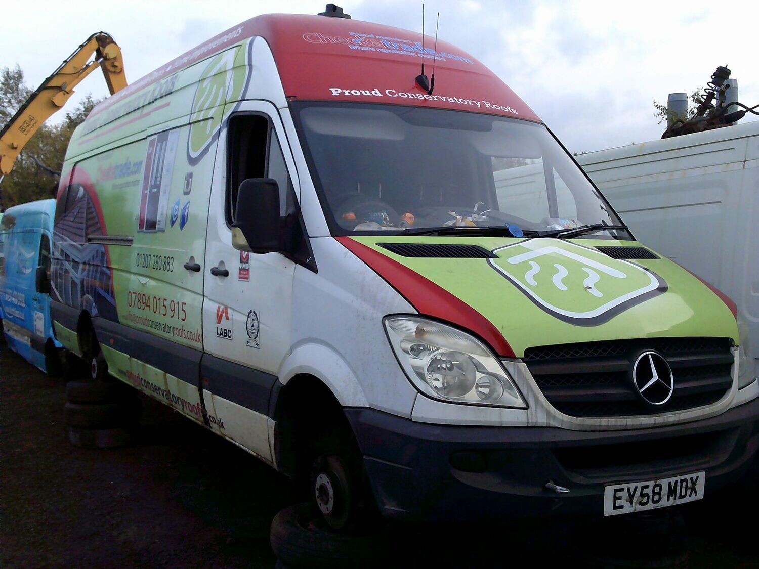 mercedes sprinter 2008 2.1 cdi breaking for spares..click for info