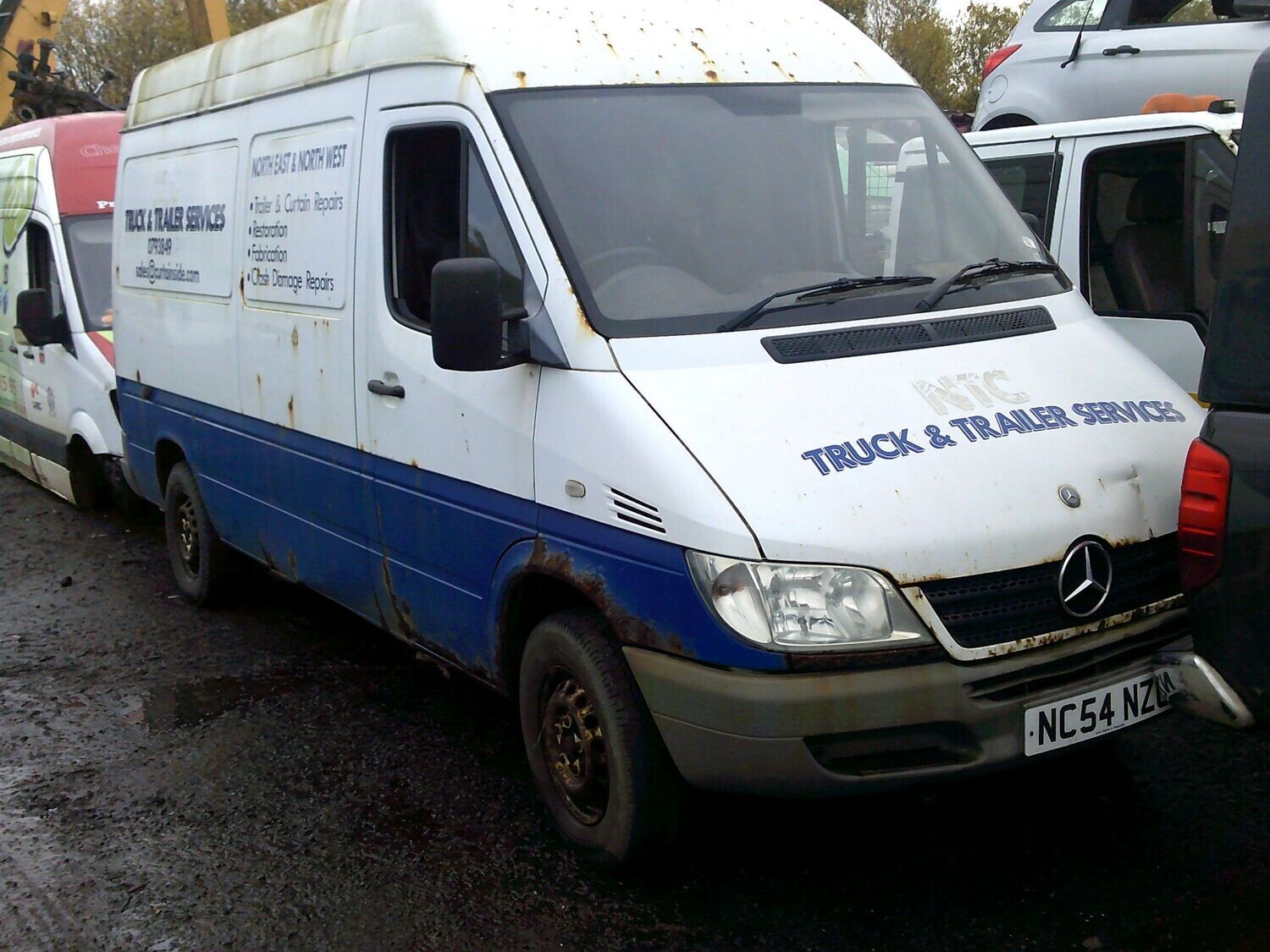 mercedes sprinter 2004 2.1 cdi breaking for spares..click for info