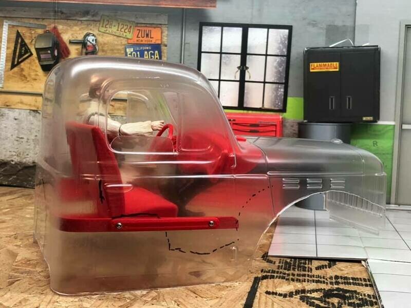 Proline Power Wagon Body (PRO3499-00): Interior