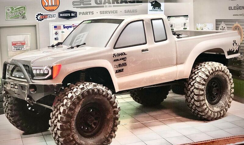 Axial: SCX-10 III Base Camp