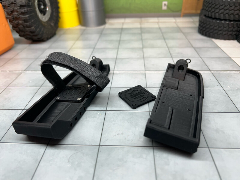 SCX10 Pro - Tub Sliders for Power Wagon Body