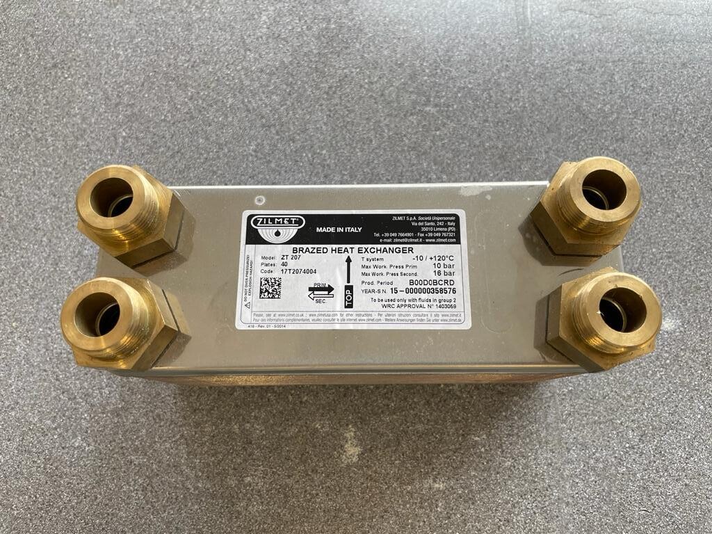 EVI_00420 - 40 Plate H/e DHW - Evinox