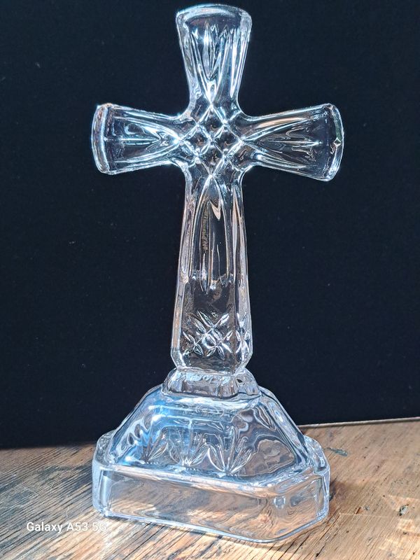 Glass Standing Gospel Cross
