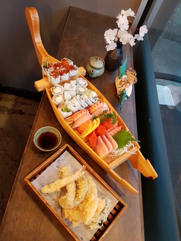 Sushi Boat