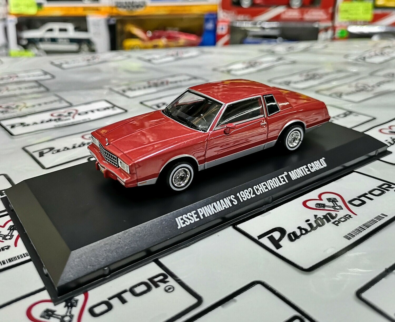 1:43 Chevrolet Monte Carlo 1982 Rojo Jesse Pinkman's Breaking Bad ...