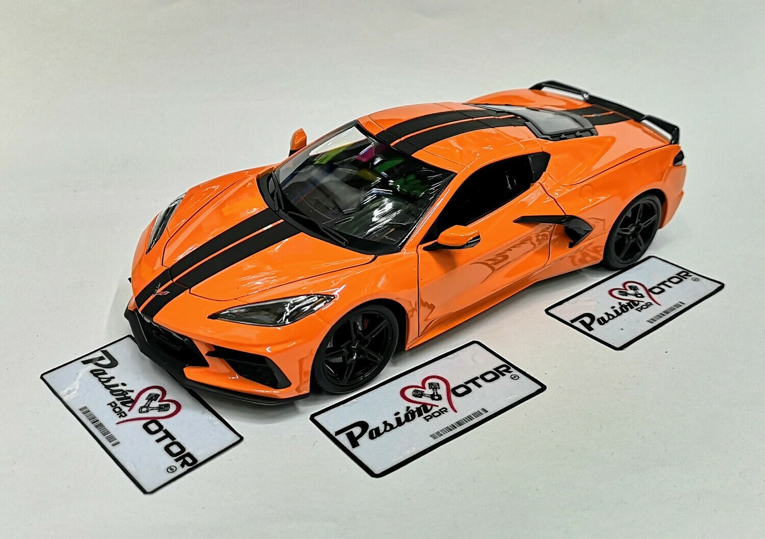 libre 1:18 Chevrolet Corvette Stingray Coupe 2020 Naranja Maisto ...