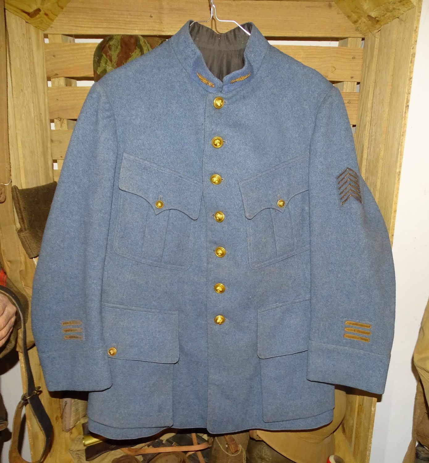 Vareuse française Bleu Horizon modèle 1913 – Grade de Capitaine