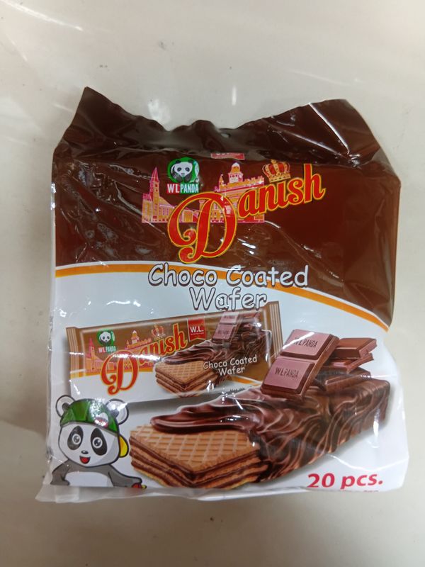 WL Panda Danish Choco Coated Wafer (20 Packs x 18g)