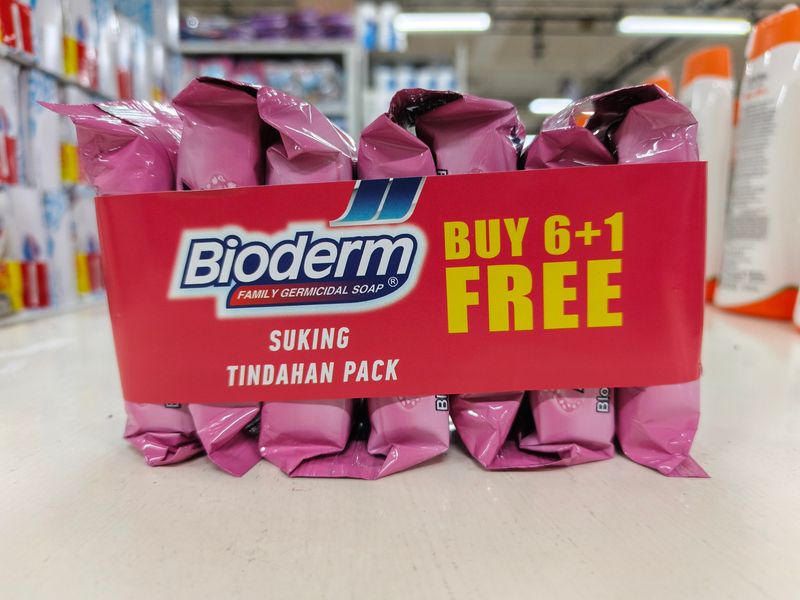 Bioderm Family Germicidal Soap Bloom (6+1 Free Bars x 60g)