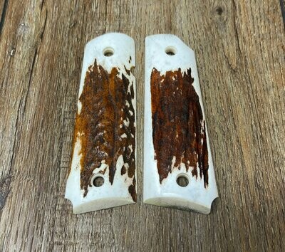 CUSTOM GRIPS