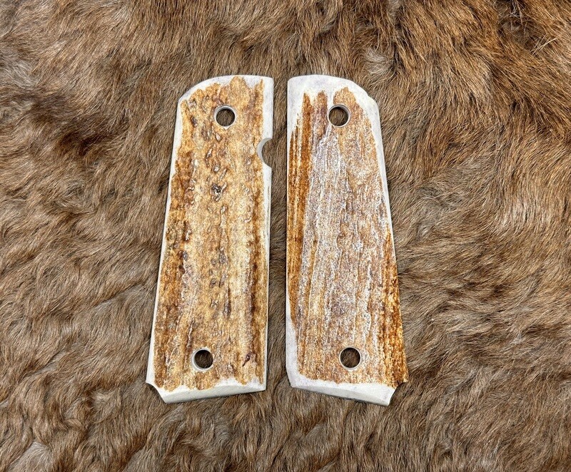 CUSTOM GRIPS