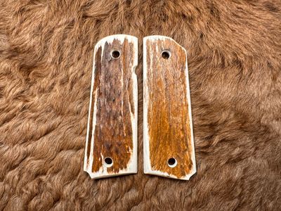 CUSTOM GRIPS