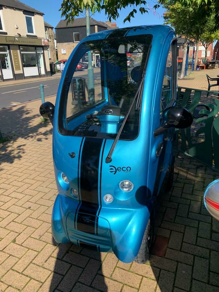 EASYLIFE ECO CABIN SCOOTER (BLUE) - MANAGERS SPECIAL OFFER