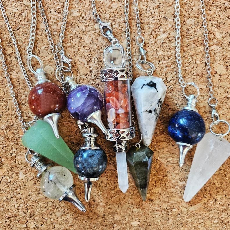 🫶Gemstone Pendulum Collection
