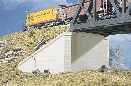 Walthers Cornerstone HO Bridge Abutment for Double Track Truss Bridge