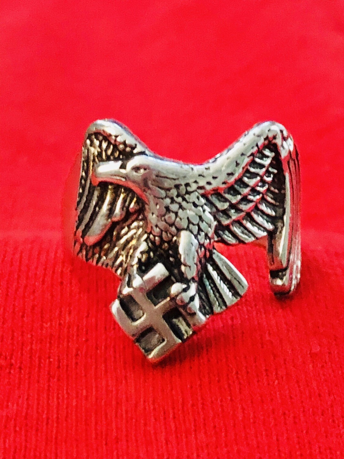 German ww2 Luftwaffe Eagle Ring Nazi Swastika