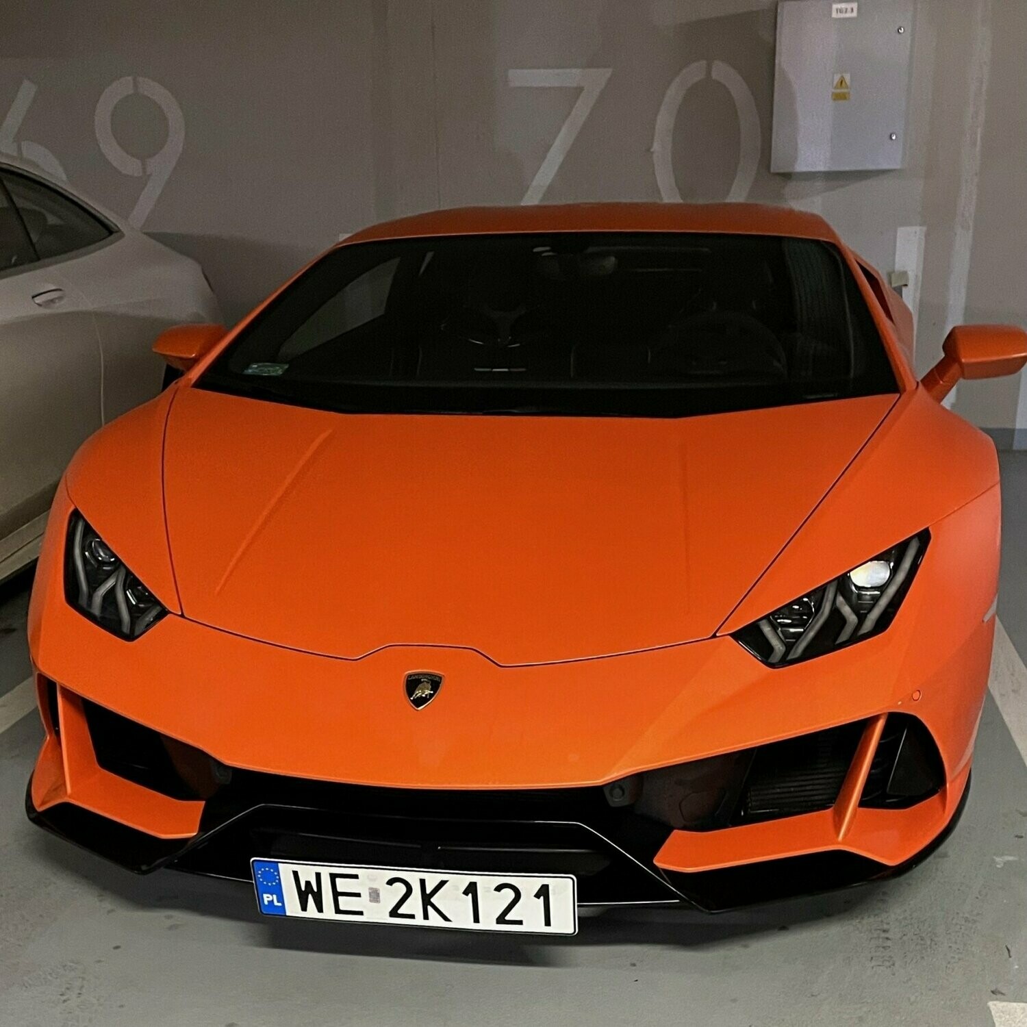 Lamborghini huracan Evo front license plate mounts