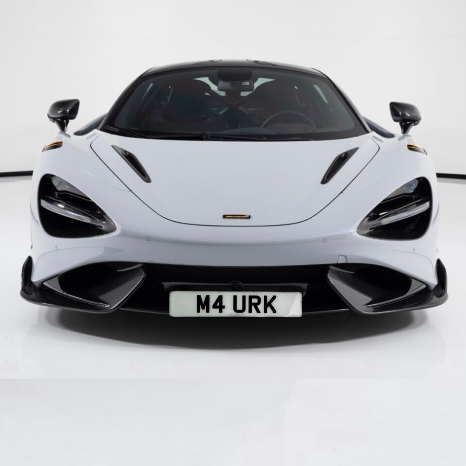 Mclaren 765LT Front license plate mount