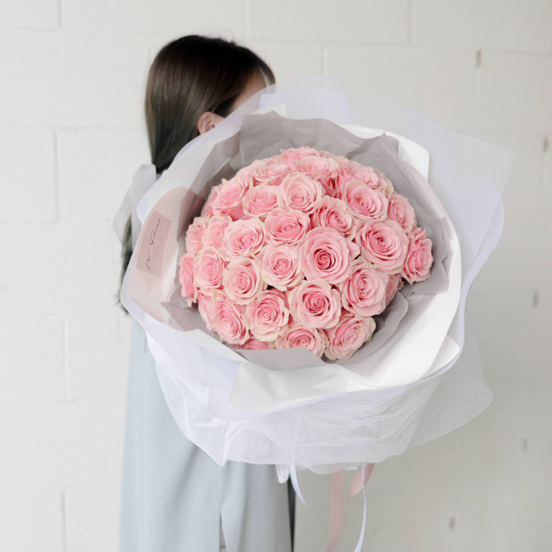 Rose Bouquets | W Floral Studio | Deliver GTA