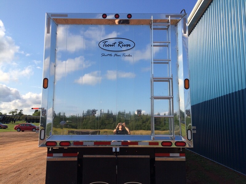 Shuttle Floor Trailer