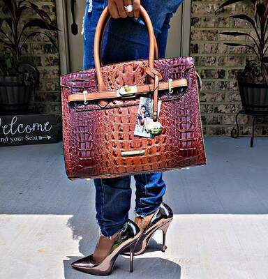 The Perfect Purse has Launched! 15% Off!