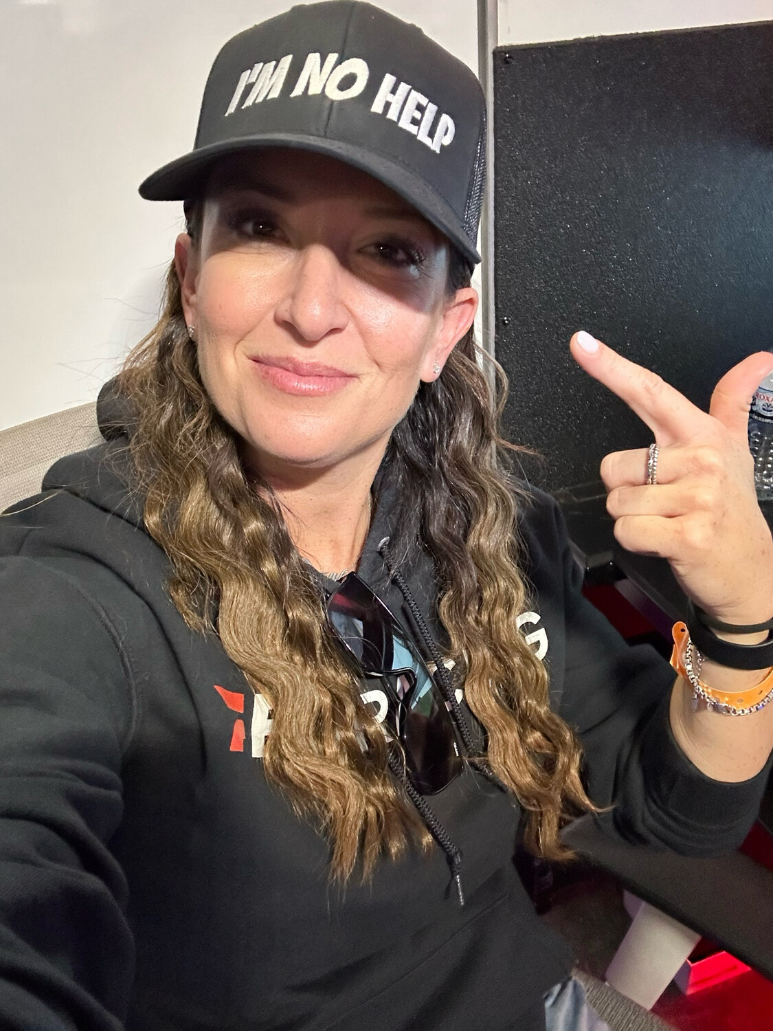 "I'M NO HELP" Collection