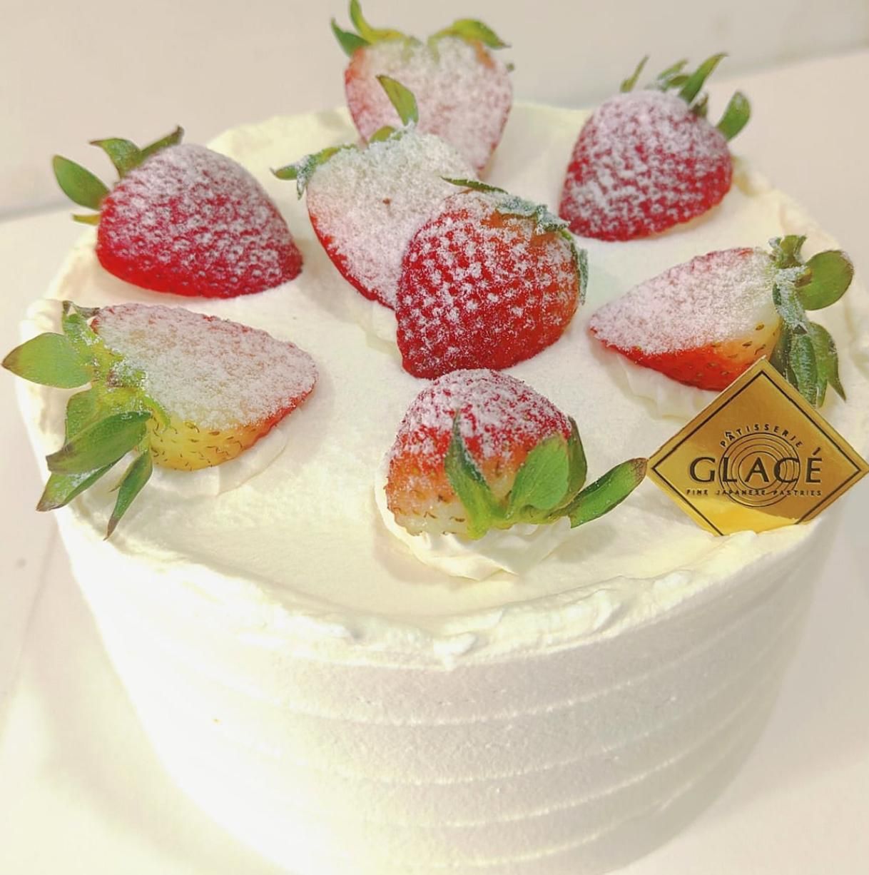 Strawberry Whole Cakes – Fine Japanese Pastries-Pâtisserie Glacé ...