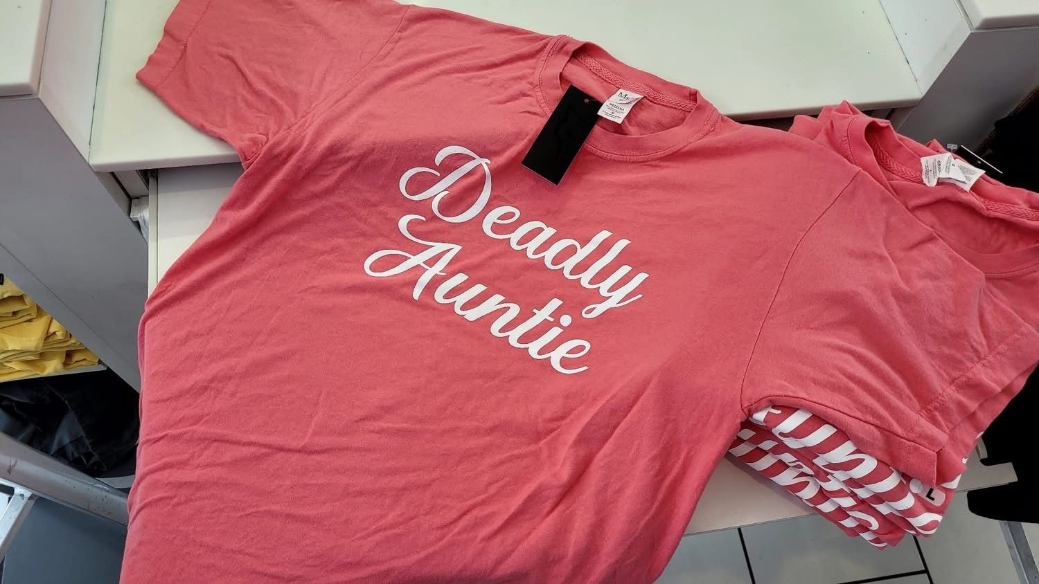 Deadly Auntie - Tee choose color