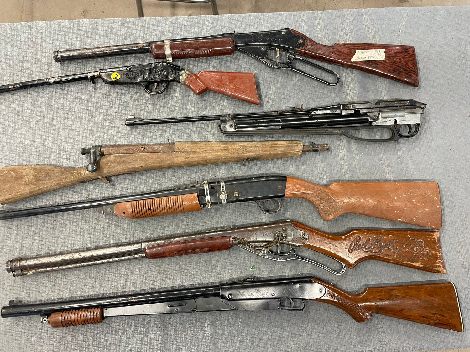 368 7 non-working BB guns