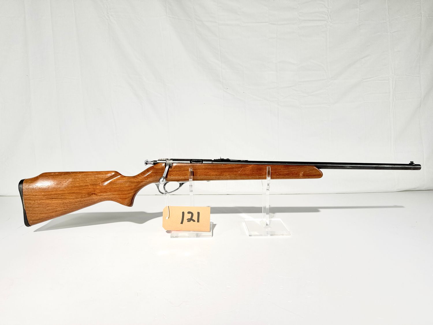 121 JC Higgins mod 41DL 22 S/L/LR single shot rifle