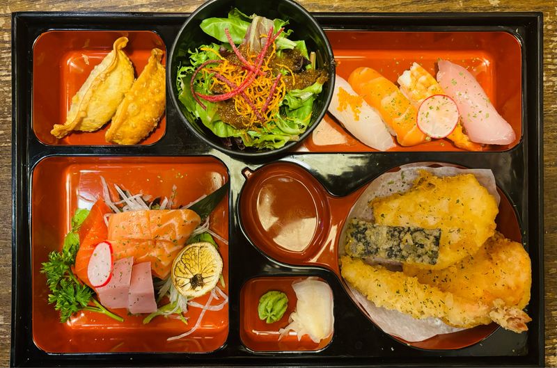Sashimi Sushi Lunch Box