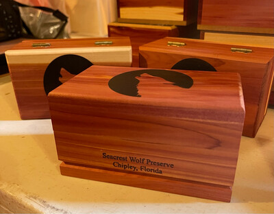 Seacrest Wolf Preserve's Online Gift Shop