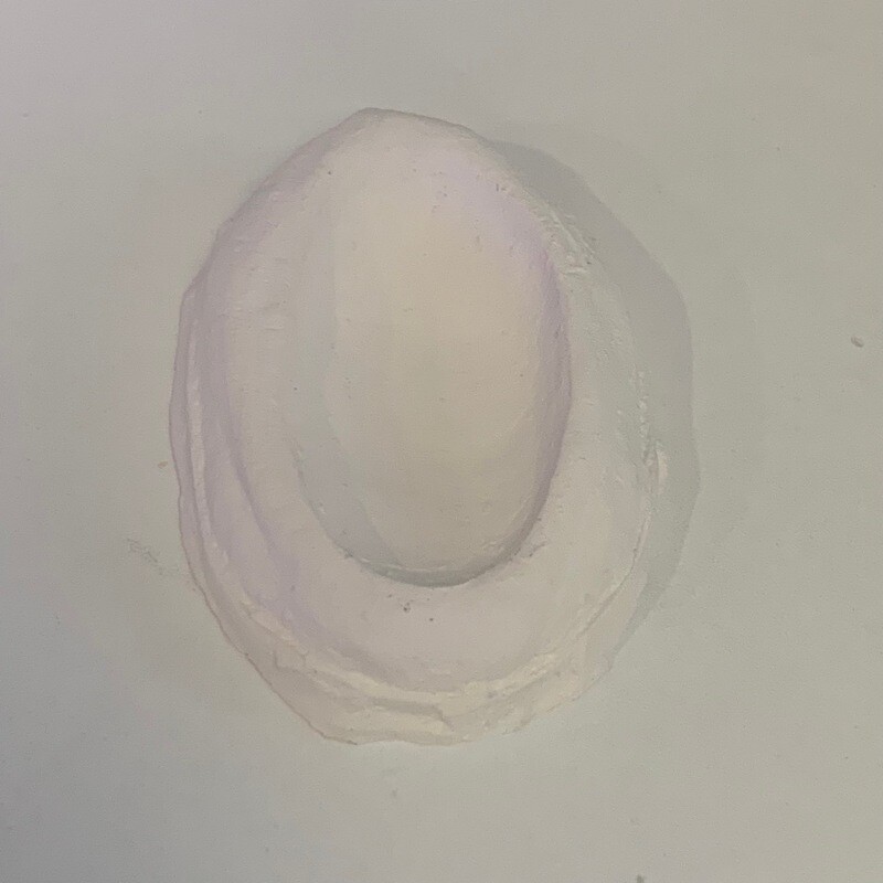Ceramic Clam Holder