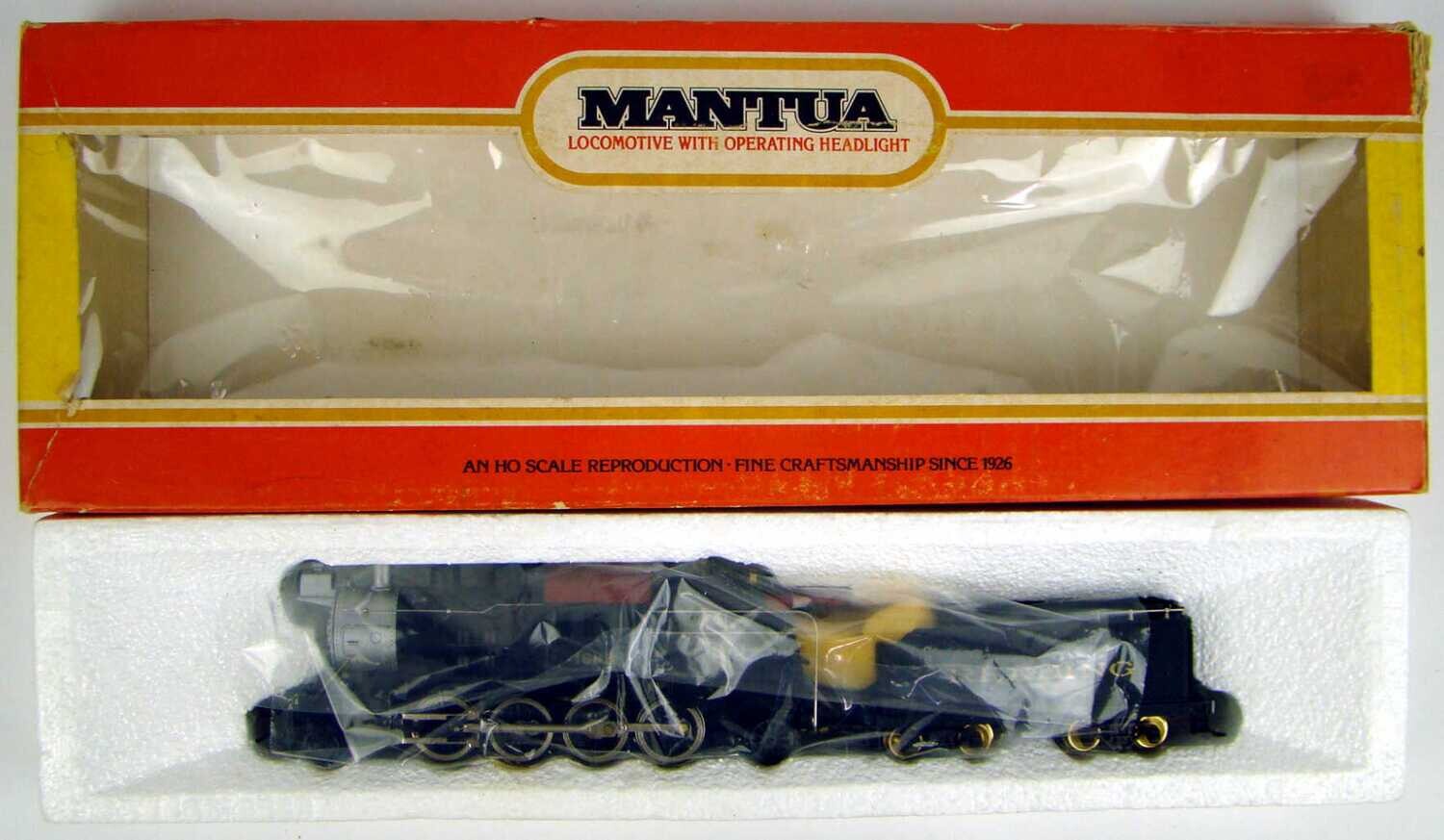Mantua 322-21 Reading 2-8-2 Camelback Locomotive #1608 HO Scale