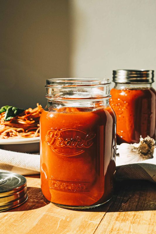 Round Jars - Glass Jars - The Bottle and Jar Company