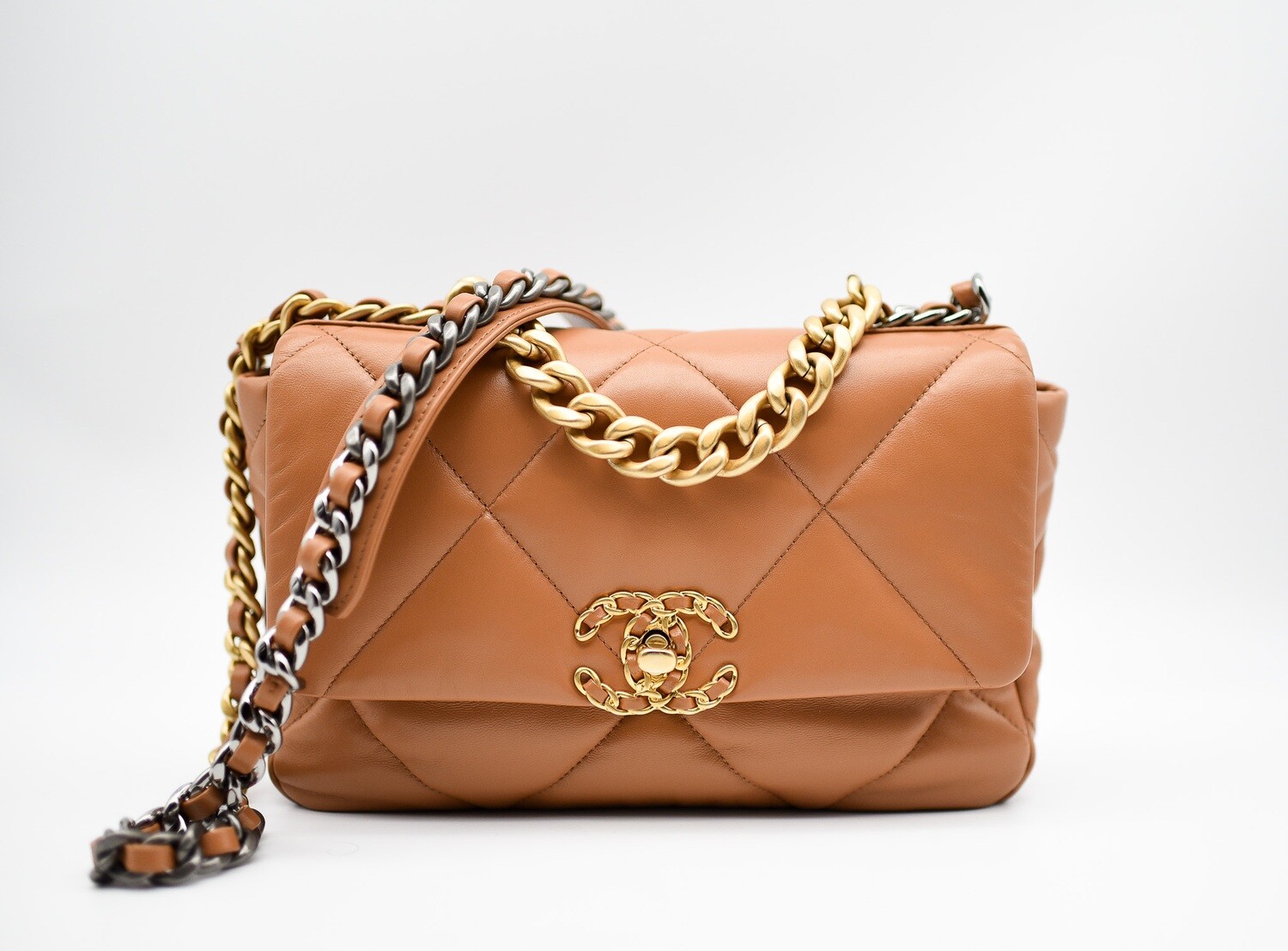 Chanel 19 Small, Caramel Mixed Tone Hardware, Preowned in Box MA001 - Julia Rose Boston | Shop