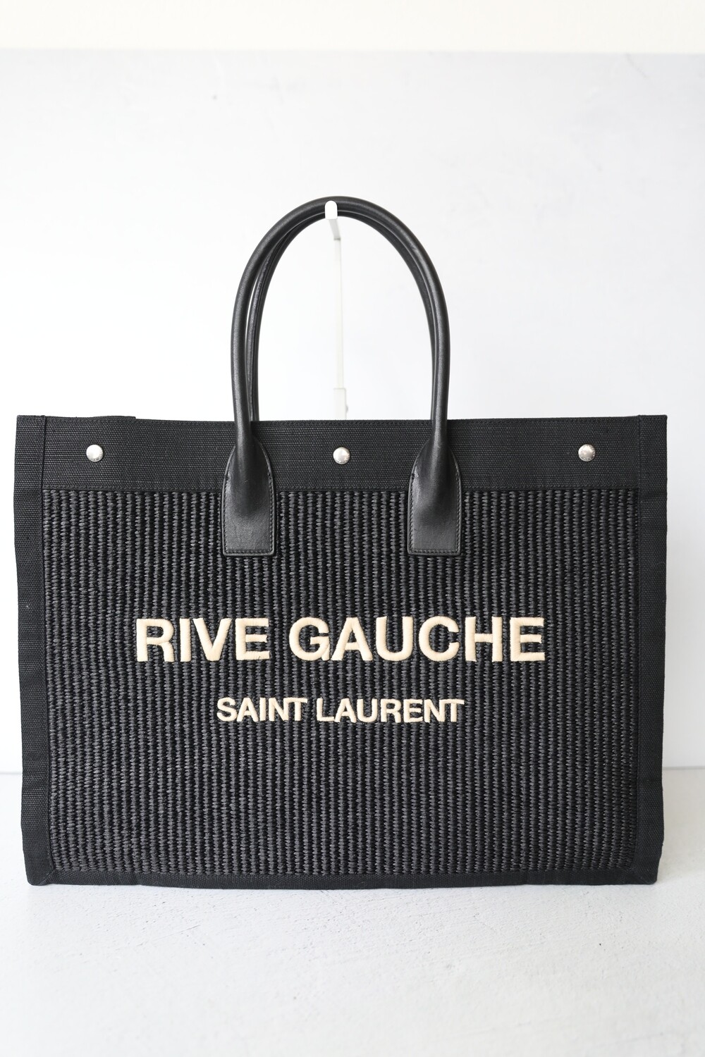 Saint Laurent Rive Gauche Tote, Black Raffia, Preowned in Dustbag WA001 ...
