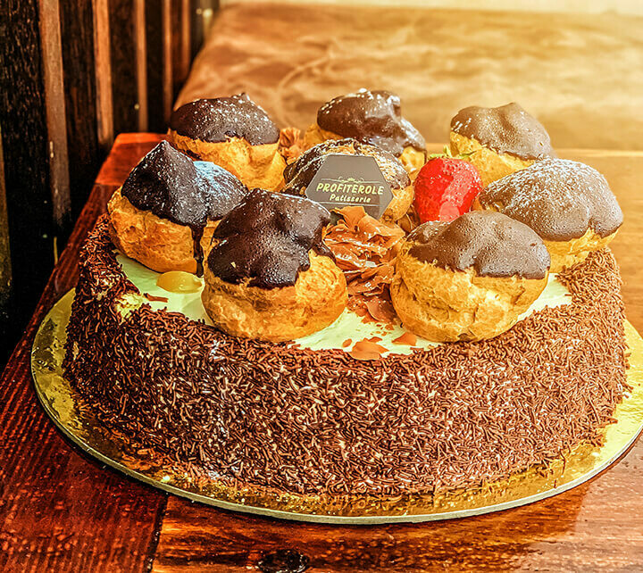 Chocolate Profiterole
