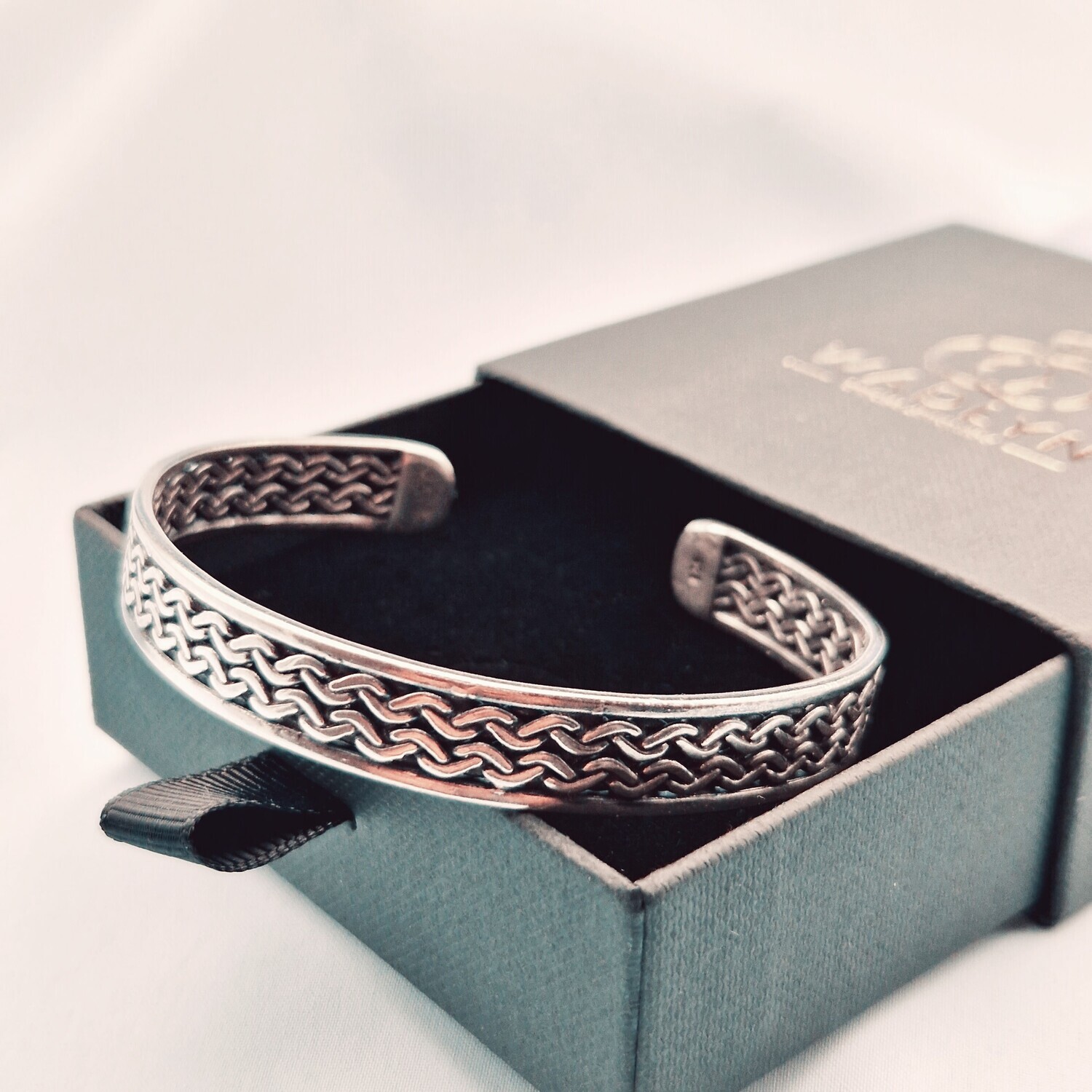 925 Silver Unisex Handmade Bangle Bracelet Bangle wadlyn