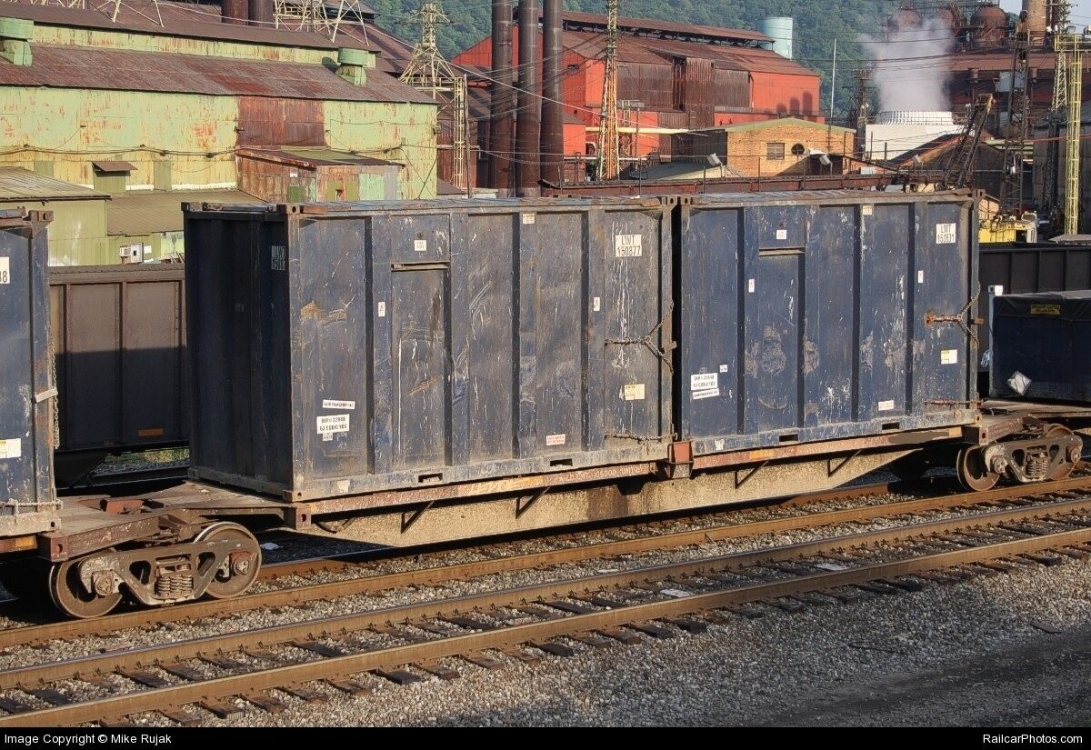 Five pack spline flat cars