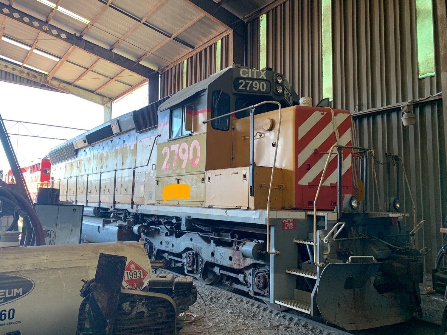 Blue carded EMD SD 40 2's available