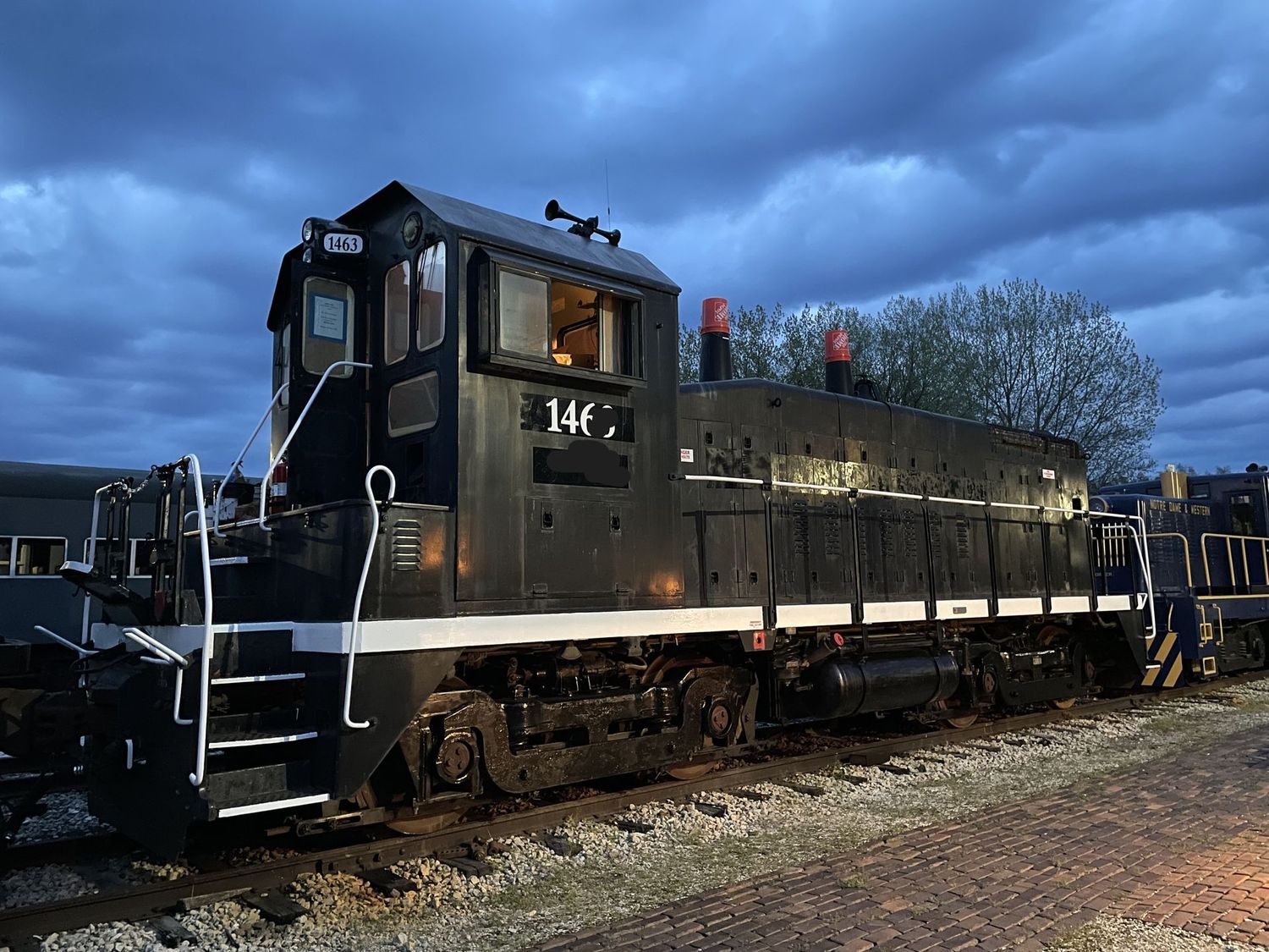 Lease or rent a SW 14 locomotive - call or email for pricing