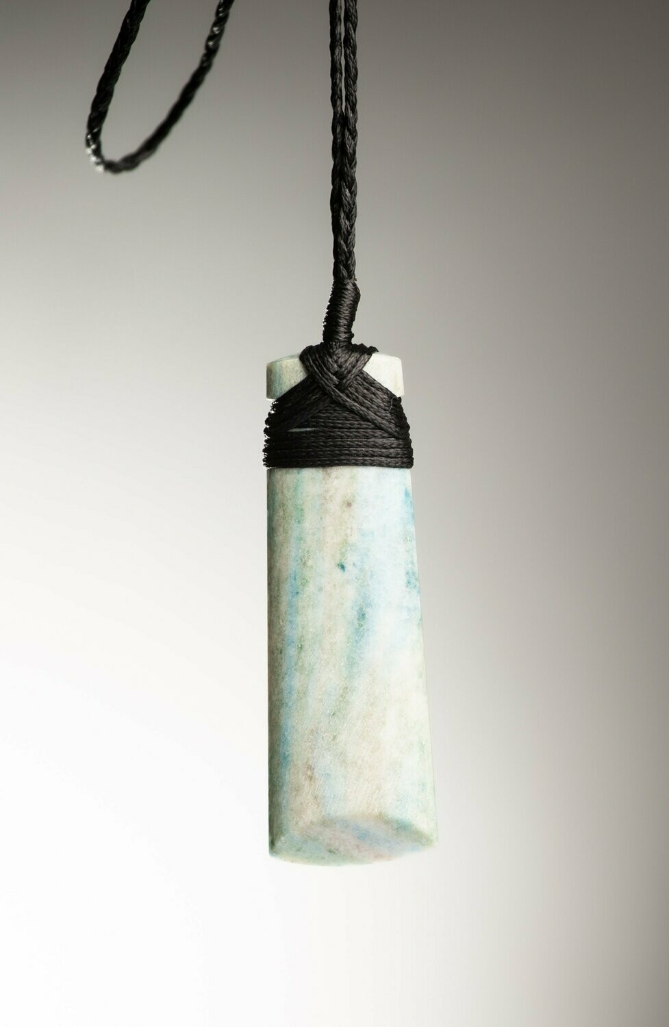 Aotea Stone Toki NZ - Kaiwhakauka