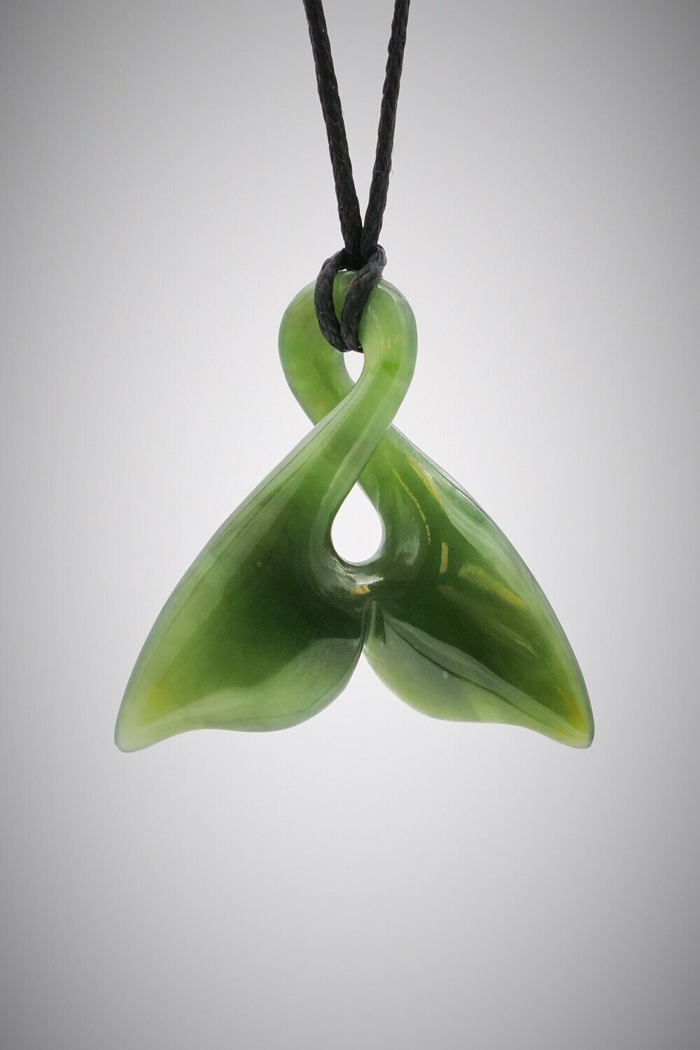 Greenstone Whales Tail NZ Genuine Kawakawa stone - Marokopa