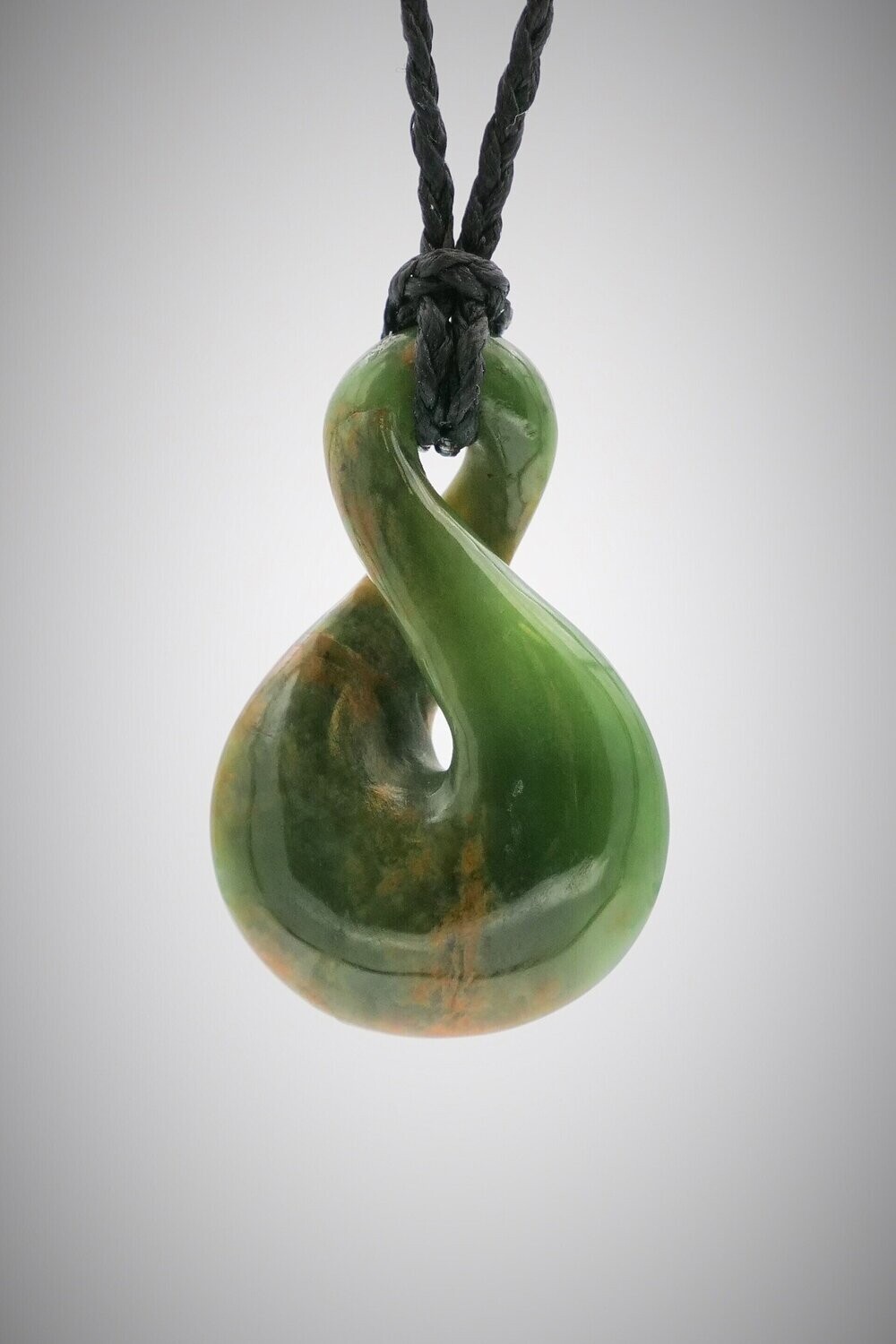 Moko Pounamu Single Twist NZ Genuine Kahurangi Flower Greenstone - Kaweka