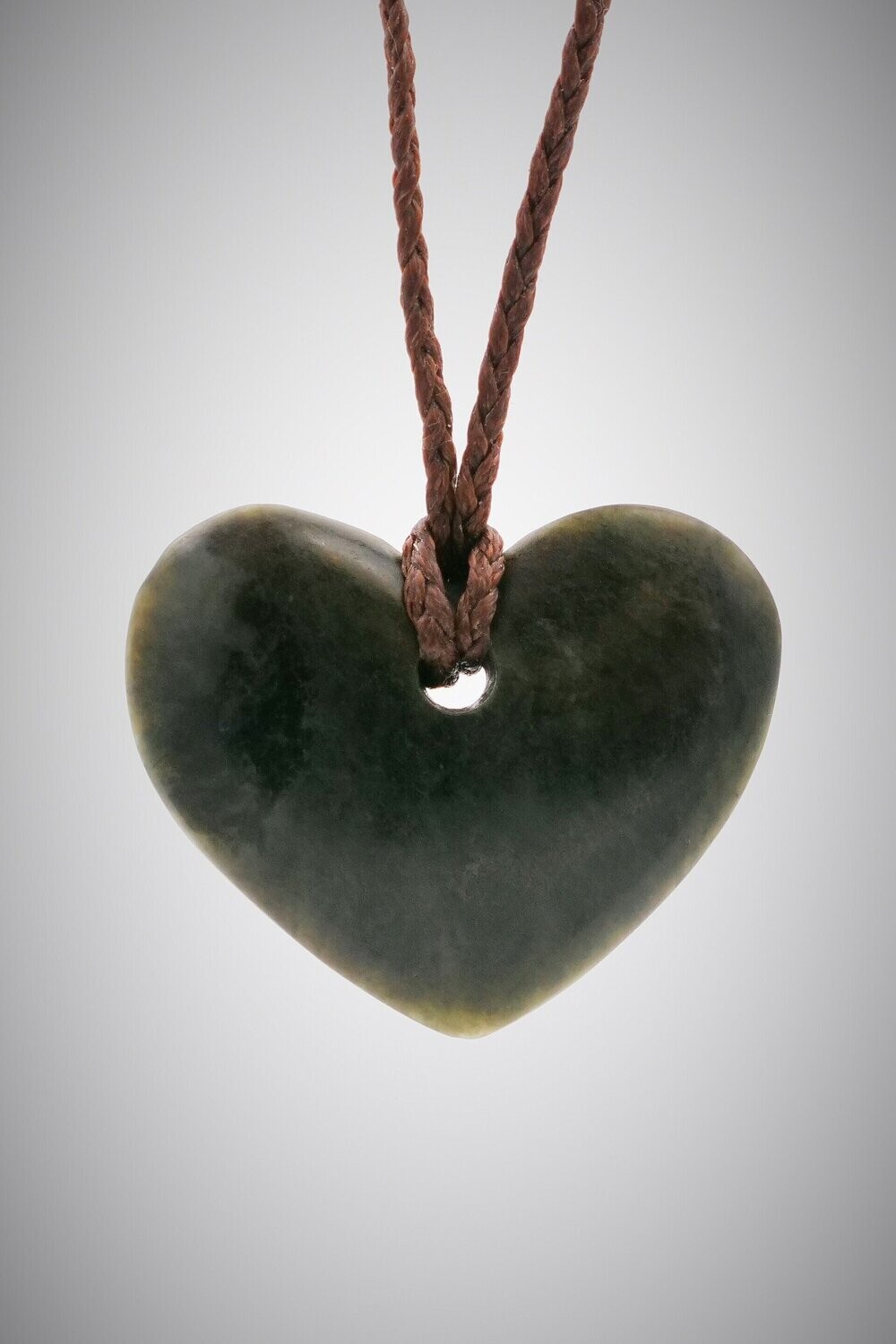 Greenstone Heart NZ Genuine Kawakawa stone - Waiatuhi