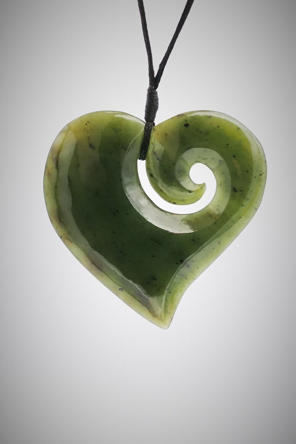 Moko Pounamu Greenstone Heart NZ Genuine Kawakawa stone - Rerewhakaaitu