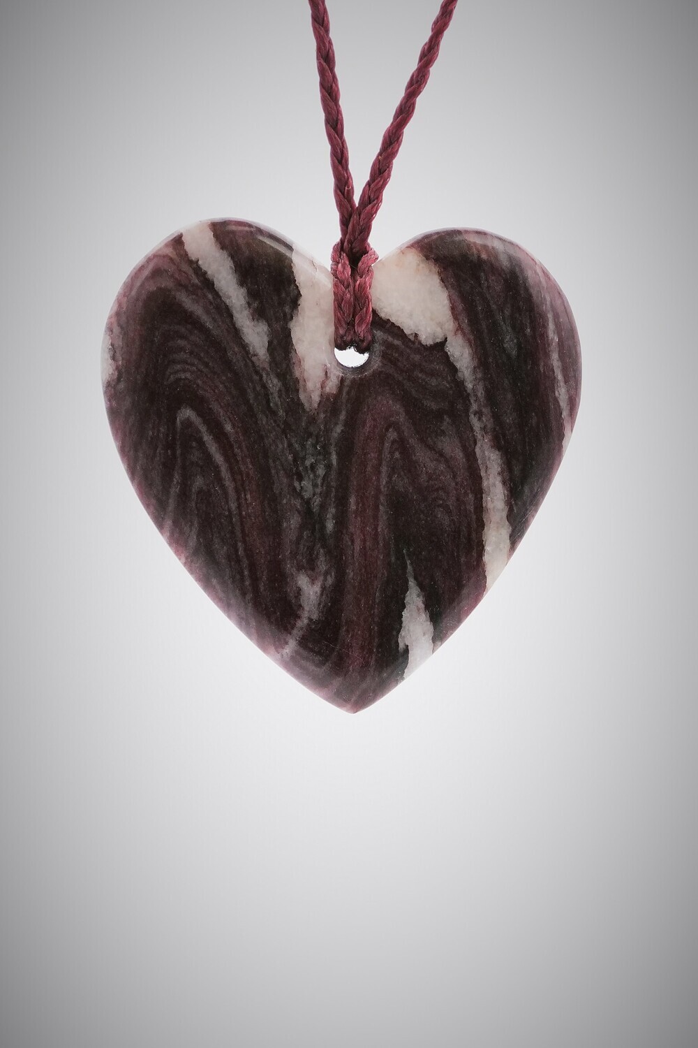 Greenstone Heart NZ Genuine Kawakawa stone - Whangatoetoe