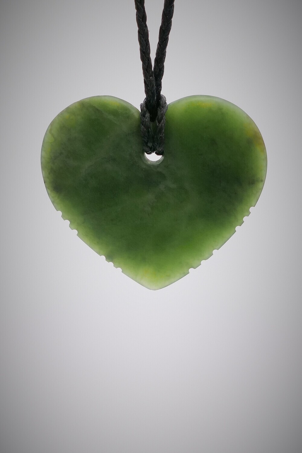 Greenstone Heart NZ Genuine Kawakawa stone - Waiatuhi